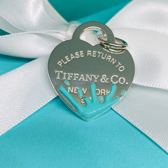 Tiffany & Co. | Jewelry | Tiffany Co Large Rtt Enamel Splash Heart Nwt ...